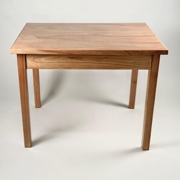 Mesa rectangular Clásica - Mueblería Paraíso